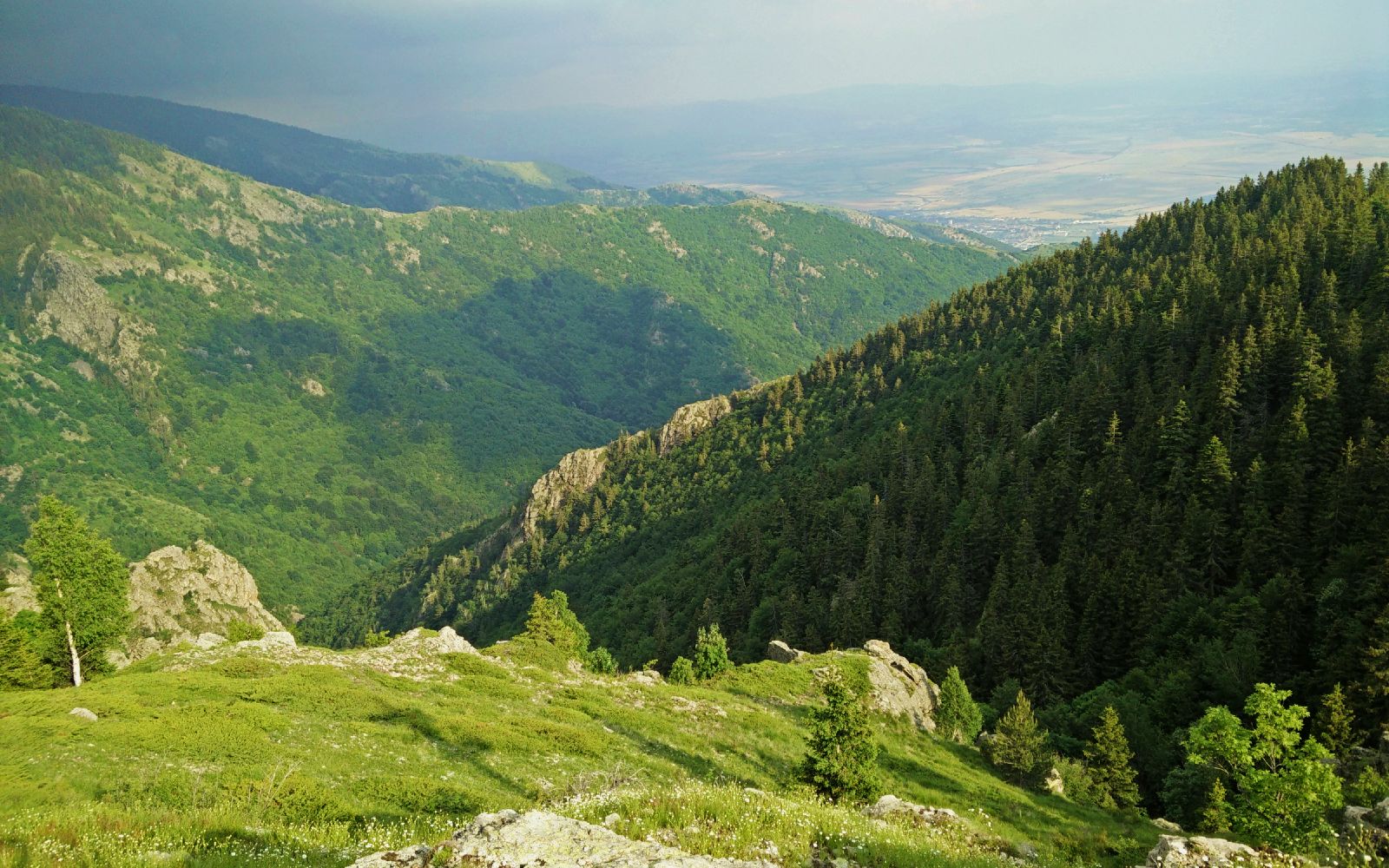 Hiking in the Central Balkans Bulgaria